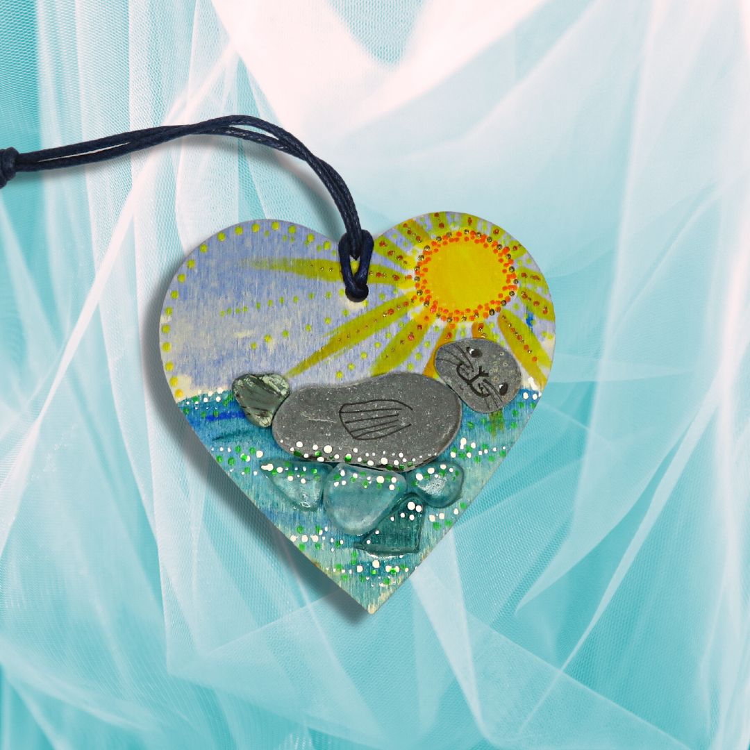 MoonSeals Sunny Seal Hearts – Seal Research Trust